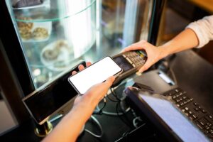 How to Effectively Manage Cash Float in POS Systems